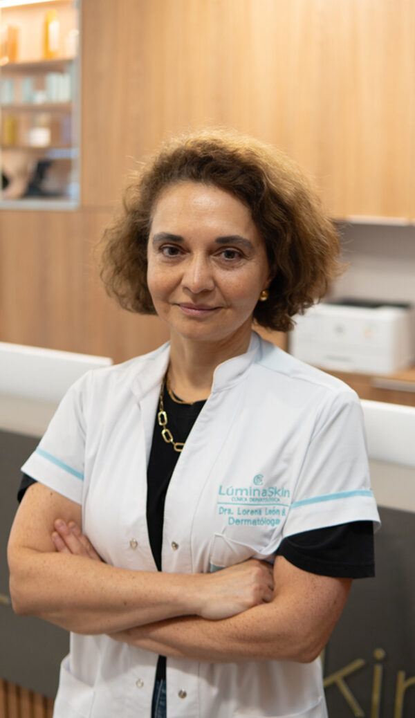 Dra. Lorena León - Clínica Lumina Skin